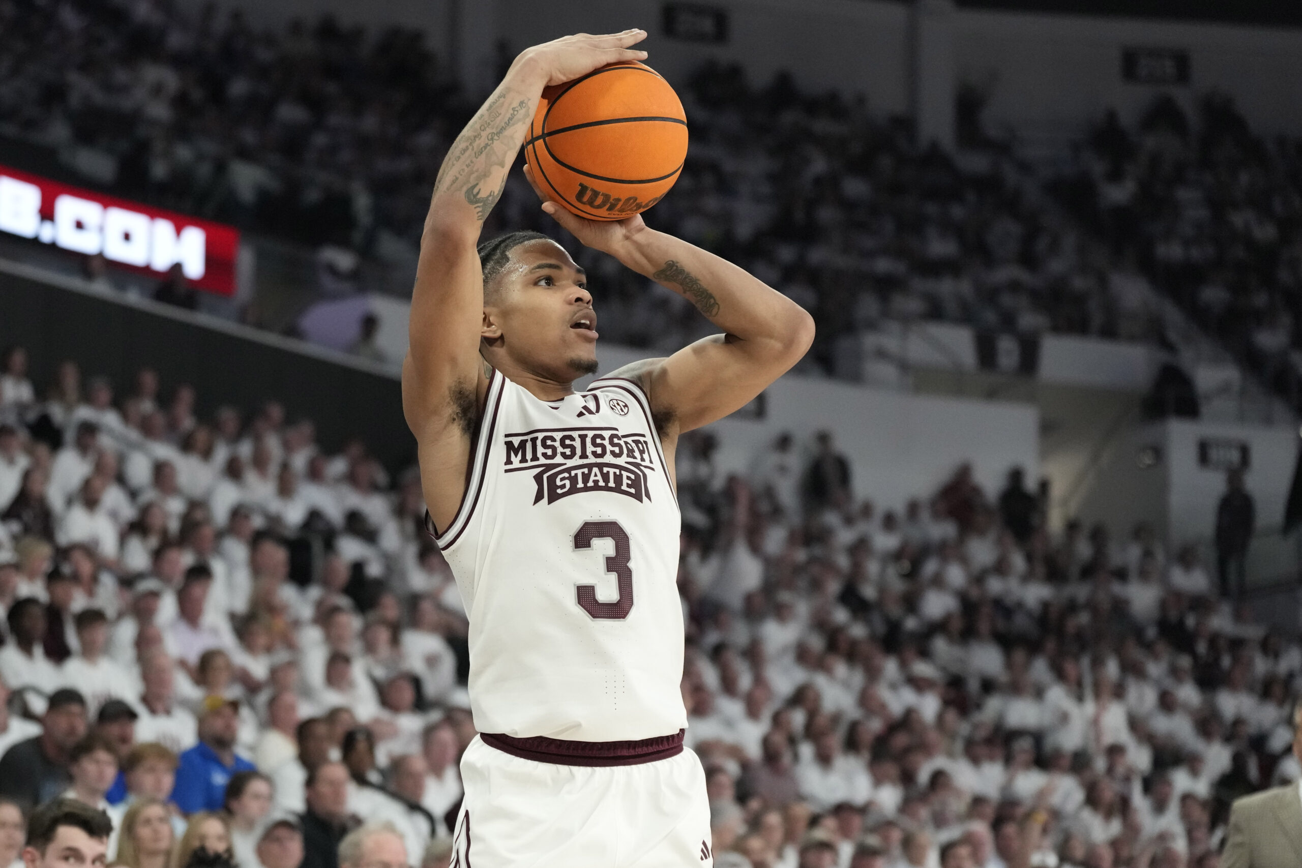 KU’s Moore undeterred by foot injury, working to catch up by season’s ...